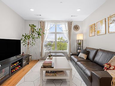 250 Meridian St, East Boston, MA 02128 | Zillow