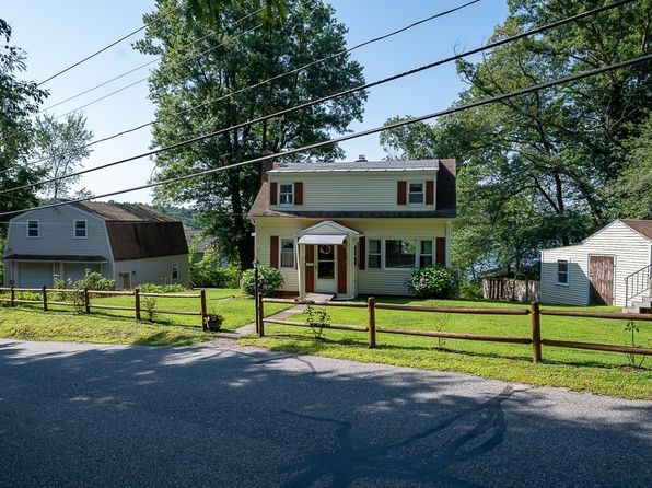 Douglas Real Estate - Douglas MA Homes For Sale | Zillow