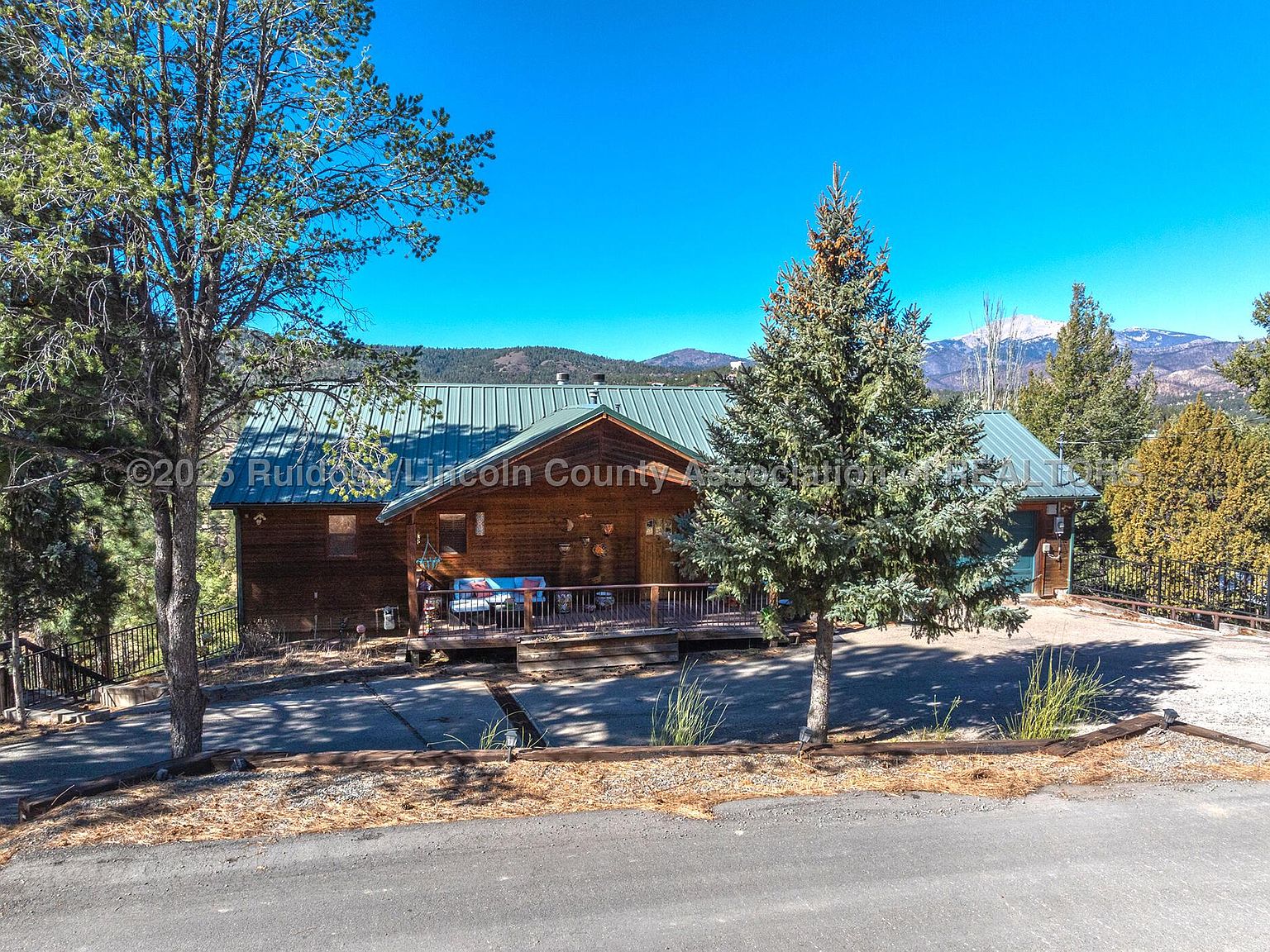 726 Center St, Ruidoso, NM 88345 | Zillow
