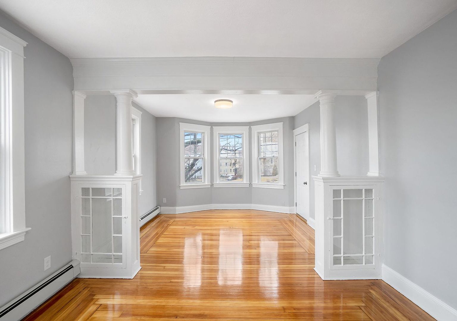 1011 Dexter St #2R, Central Falls, RI 02863 | Zillow