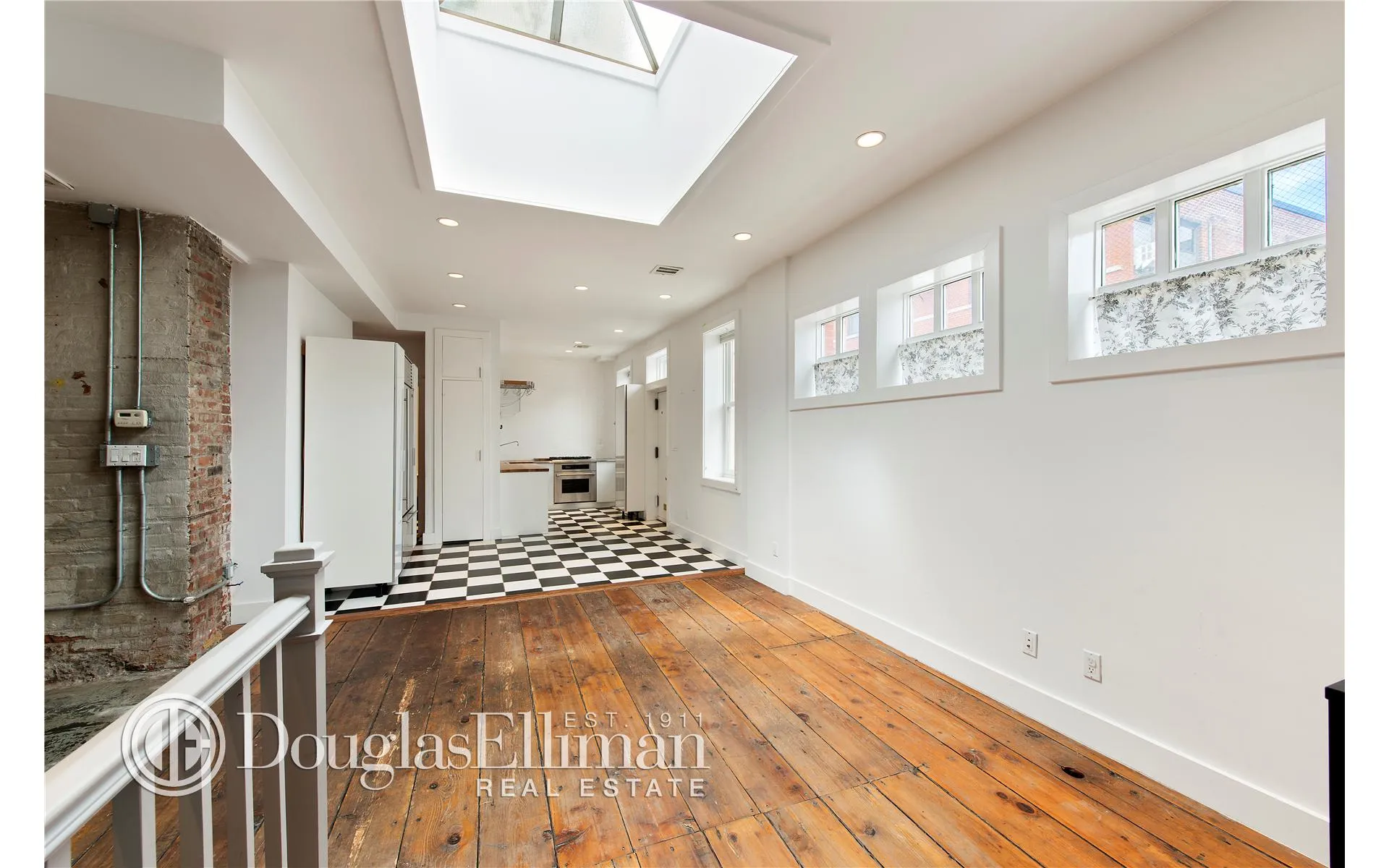 69 Gold Street in Vinegar Hill, Brooklyn | StreetEasy