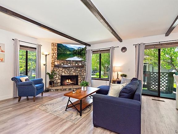 760 Blue Jay Rd #10, Big Bear Lake, CA 92315 | MLS #32405142 | Zillow