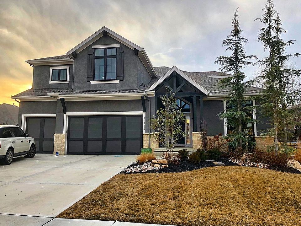 15712 Mohawk St, Overland Park, KS 66224 | Zillow