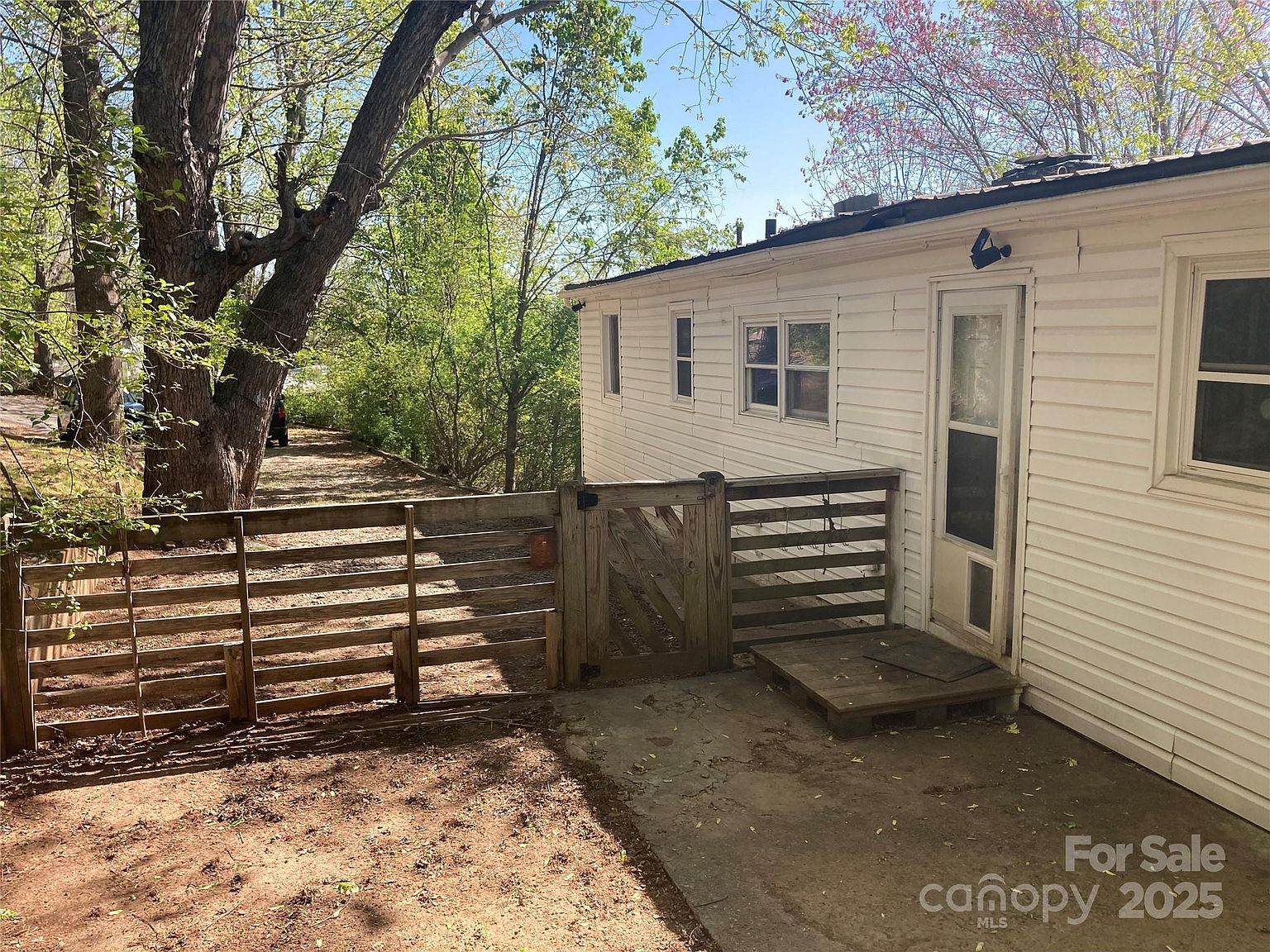 2212 Us Highway 70 #5&6, Swannanoa, NC 28778 | Zillow