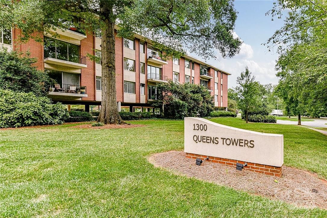 1300 Queens Rd UNIT 211, Charlotte, NC 28207 | MLS #4125105 | Zillow