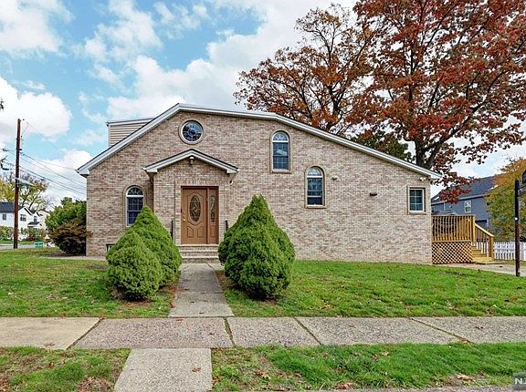 30-02 Nicholson Dr, Fair Lawn, NJ 07410 | Zillow