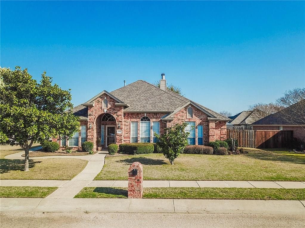 600 Cedar Dr, Pilot Point, TX 76258 | Zillow