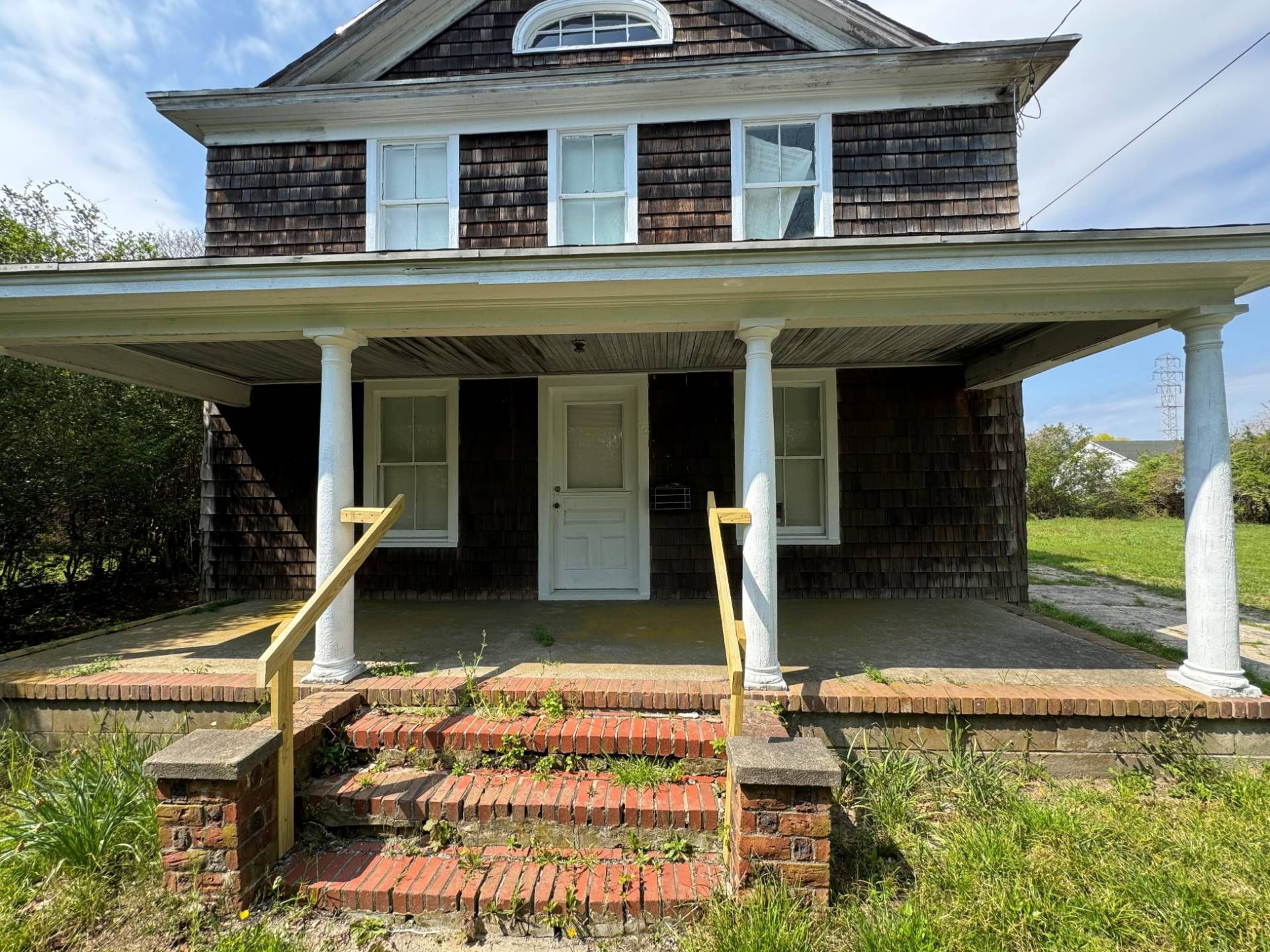 105 Willow St, Southampton, NY 11968 | Out East