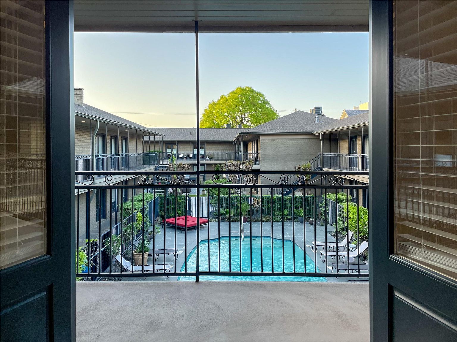 1410 Hyde Park Blvd #211, Houston, TX 77006 | MLS #23238959 | Zillow