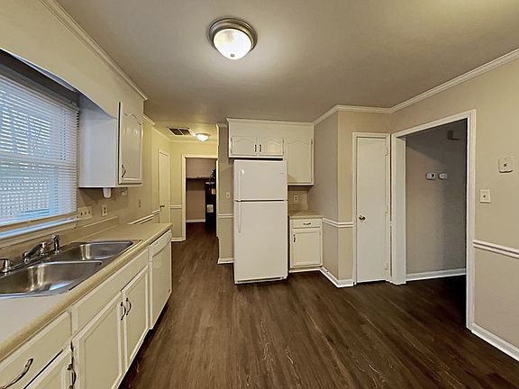 2818 Dellinger Dr, Charlotte, NC 28269 | Zillow