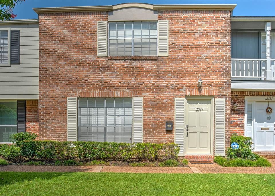 12629 Huntingwick Dr, Houston, TX 77024 | Zillow