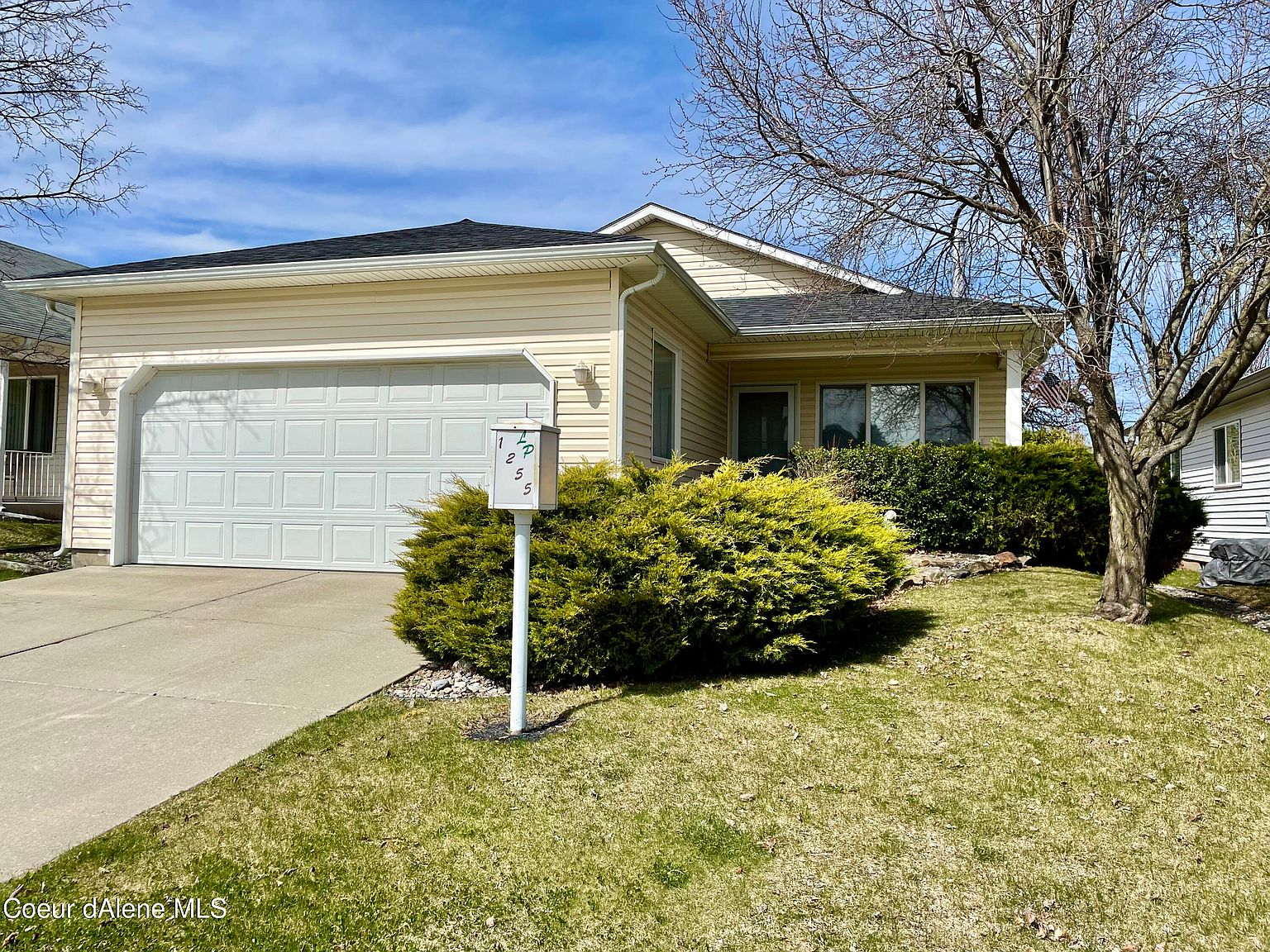 1255 W Woodlawn Dr, Hayden Lake, ID 83835 | Zillow