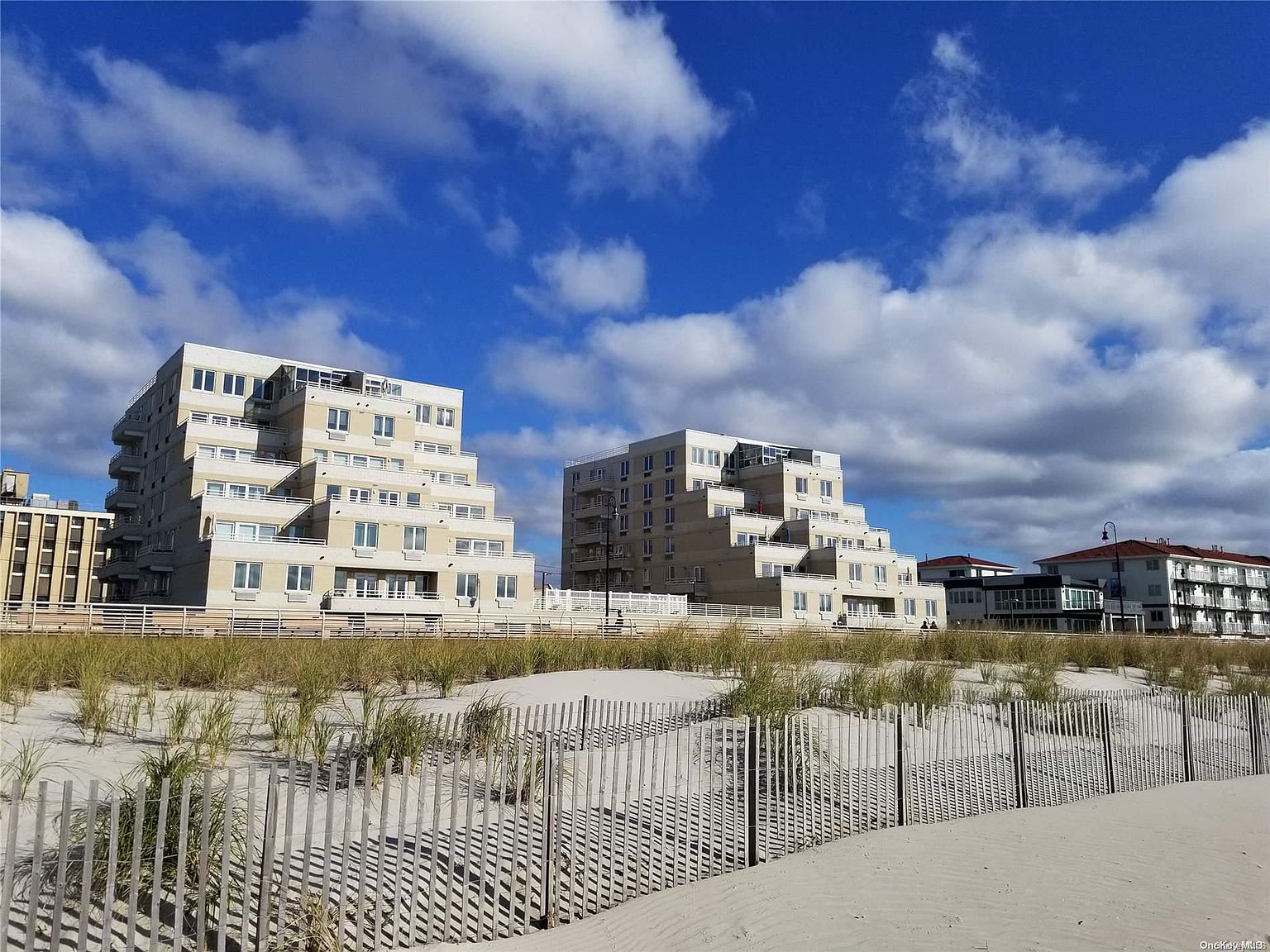 440 W Broadway #3F, Long Beach, NY 11561 | Zillow