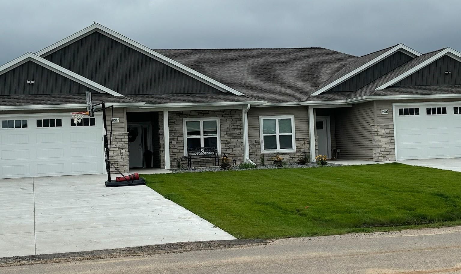 3990 Cumberland Dr, Plover, WI 54467 | Zillow