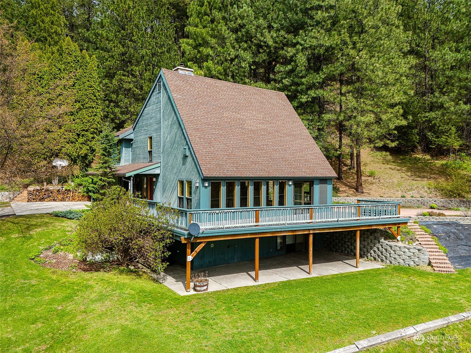 2587 E Flowery Trail Road, Chewelah, WA 99109 | Zillow