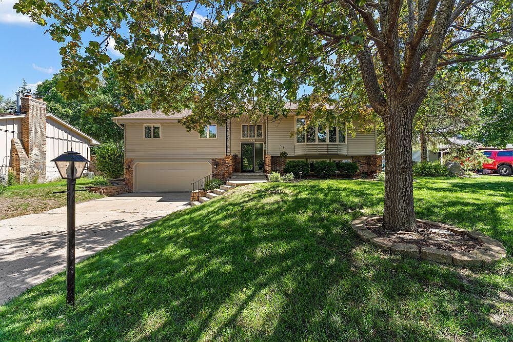 4308 Cavell Ave N, New Hope, MN 55428 | MLS #6421972 | Zillow
