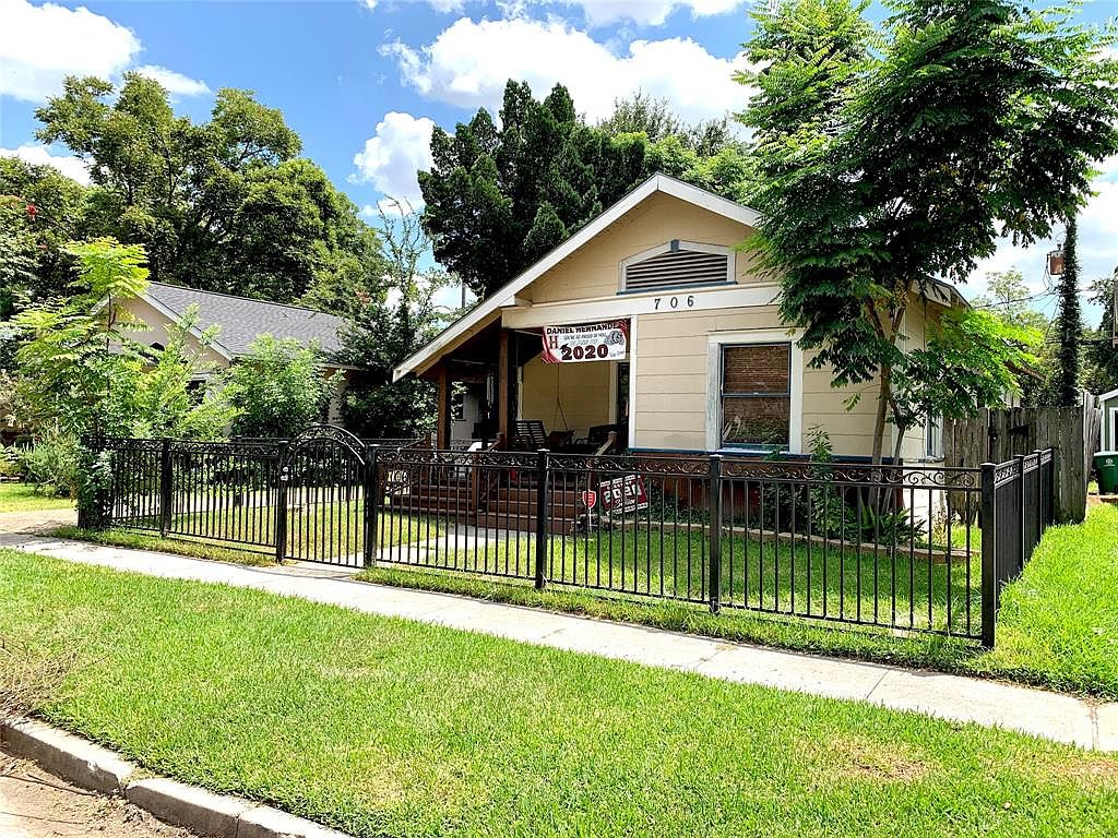 706 Ridge St, Houston, TX 77009 | Zillow