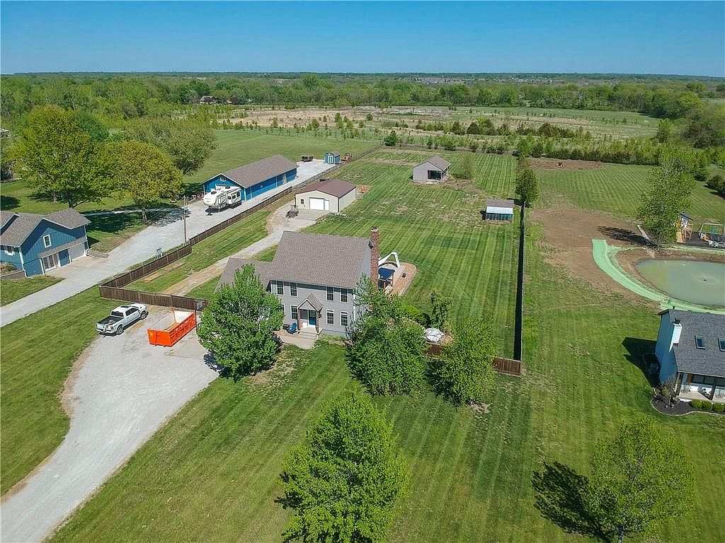 709 Allendale Lake Rd, Greenwood, MO 64034 | MLS #2433425 | Zillow