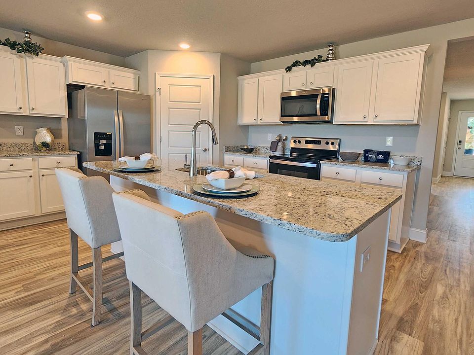 1052 Enclave Cir, Long Beach, MS 39560 | Zillow