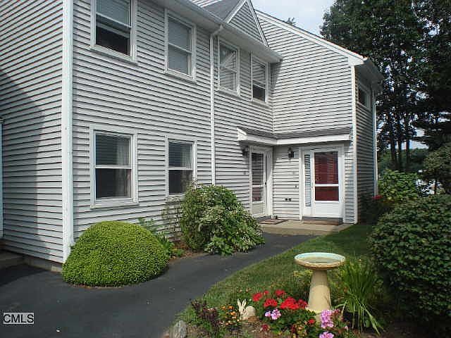2445 Park Ave APT 42, Bridgeport, CT 06604 | Zillow