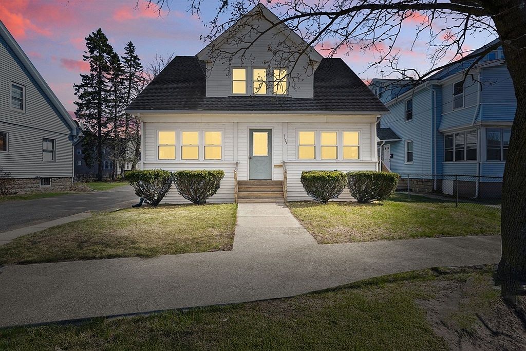 1183 Carew St, Springfield, MA 01104 | Zillow