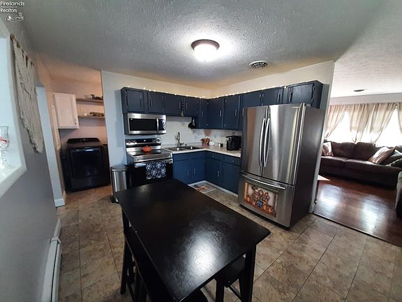 2237 Fallen Timber Dr, Sandusky, OH 44870 | Zillow