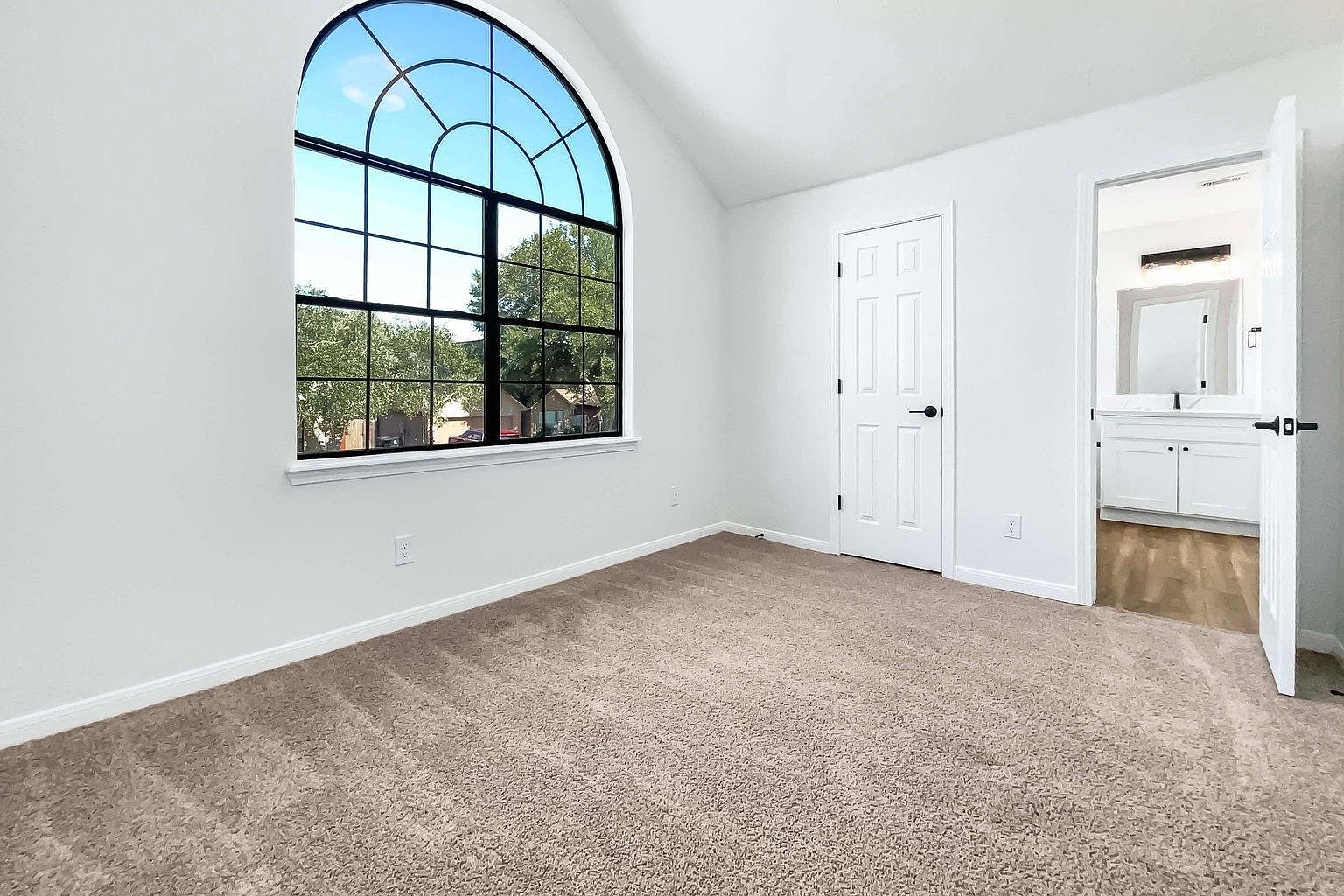 8717 Cold Lake Dr, Houston, TX 77088 | Zillow