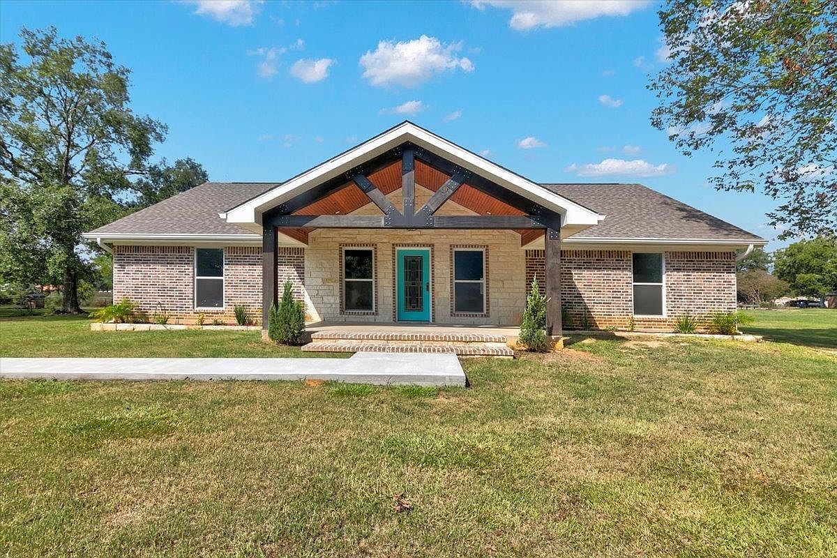 5165 Alabama St, Vidor, TX 77662 | Zillow