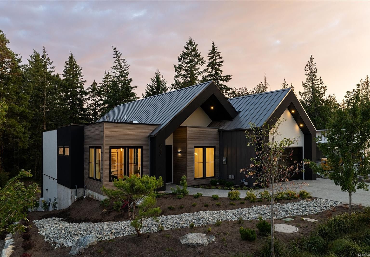 643 Medalist Ave, Colwood, BC V9C 3A9 | Zillow