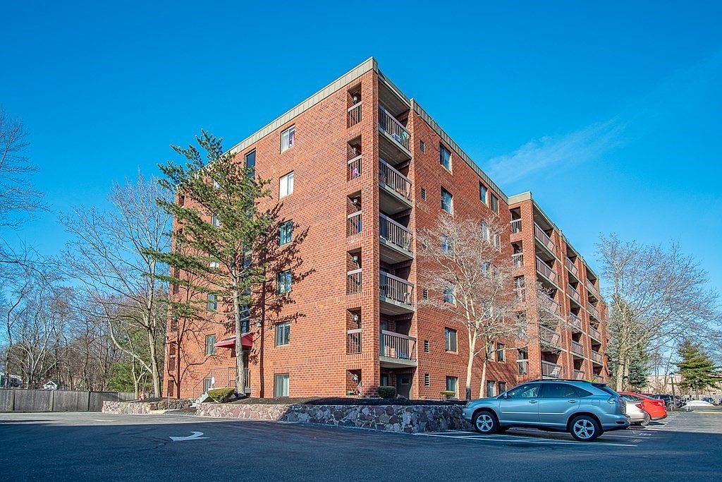159 Main St APT 5A, Stoneham, MA 02180 | Zillow