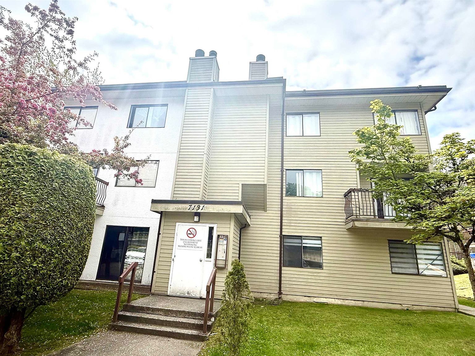 7131 133a St #101, Surrey, BC V3W 8A1 | MLS #R2994147 | Zillow