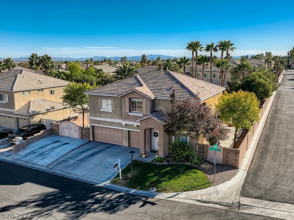 8169 Hawk Clan Ct, Las Vegas, NV 89131 | Zillow