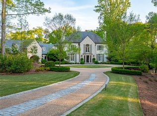 2883 W Roxboro Rd NE, Atlanta, GA 30324 | MLS #7261637 | Zillow