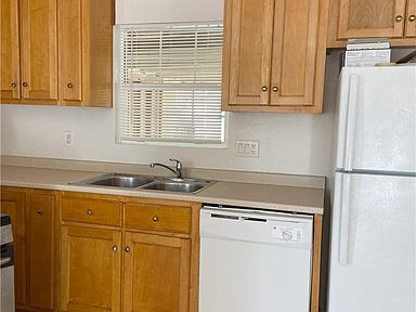 723 S Locust St, Visalia, CA 93277 | Zillow