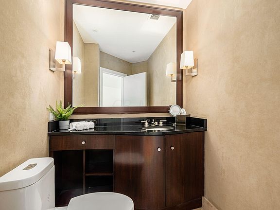 1 Miranova Pl APT 2300, Columbus, OH 43215 | MLS #222030388 | Zillow