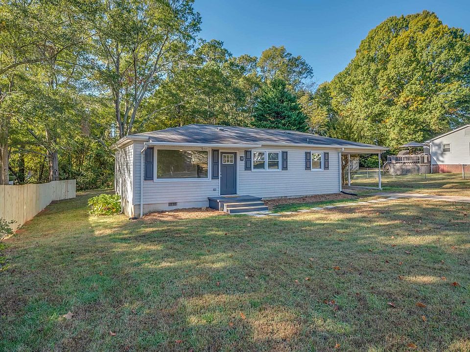 8 Jordan St, Inman, SC 29349 | Zillow