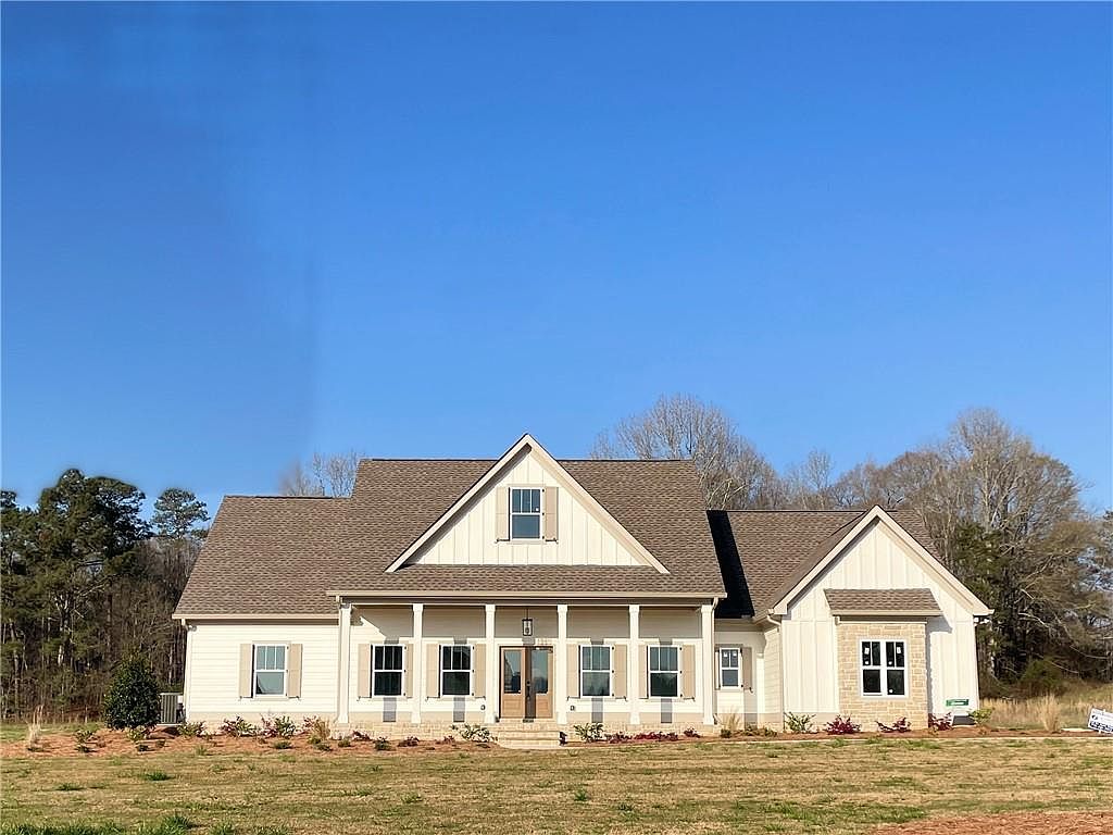 977 Lake Varner Dr, Covington, GA 30014 | MLS #7318397 | Zillow
