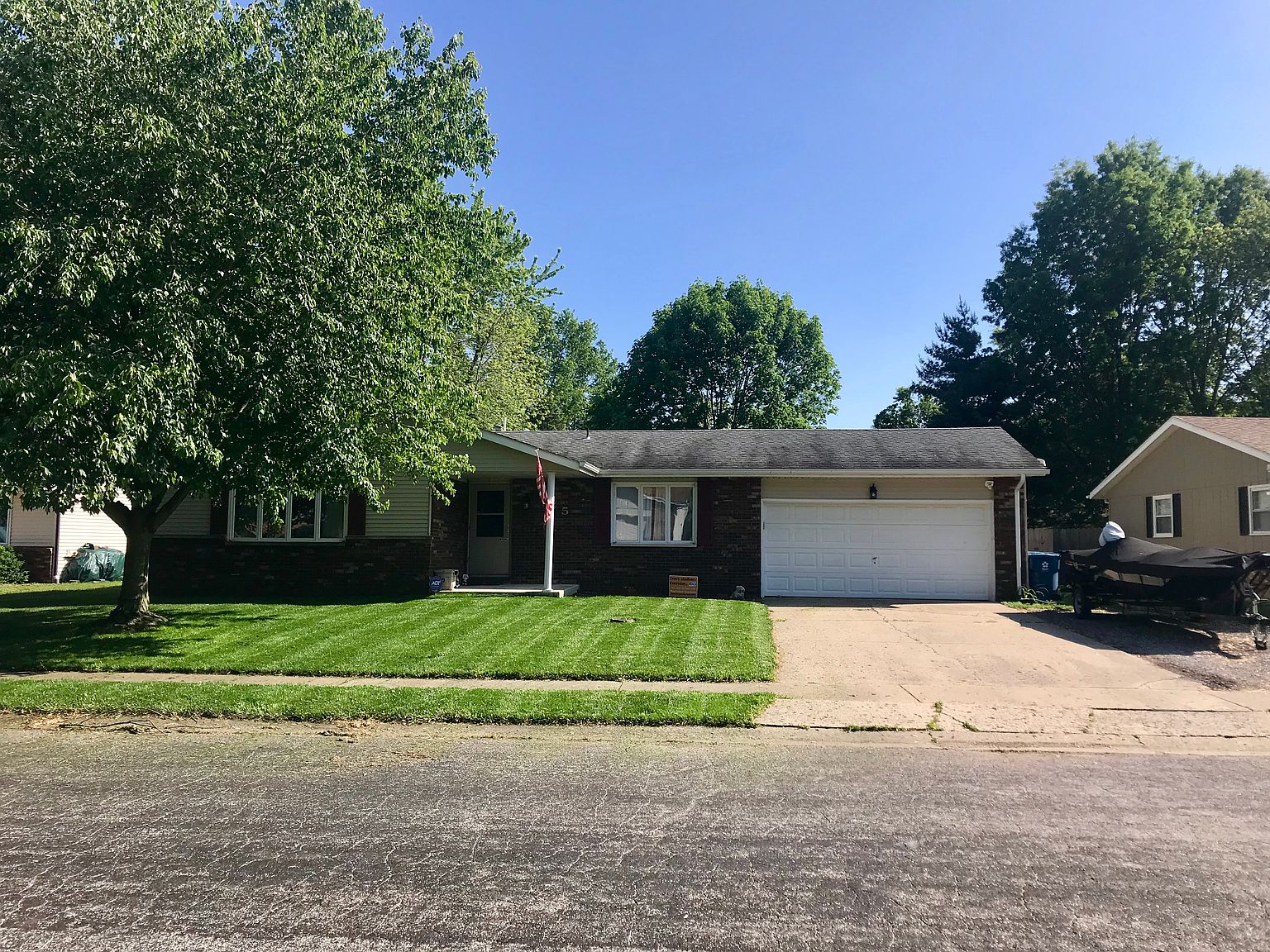 25 Merlin Dr, Rochester, IL 62563 | Zillow