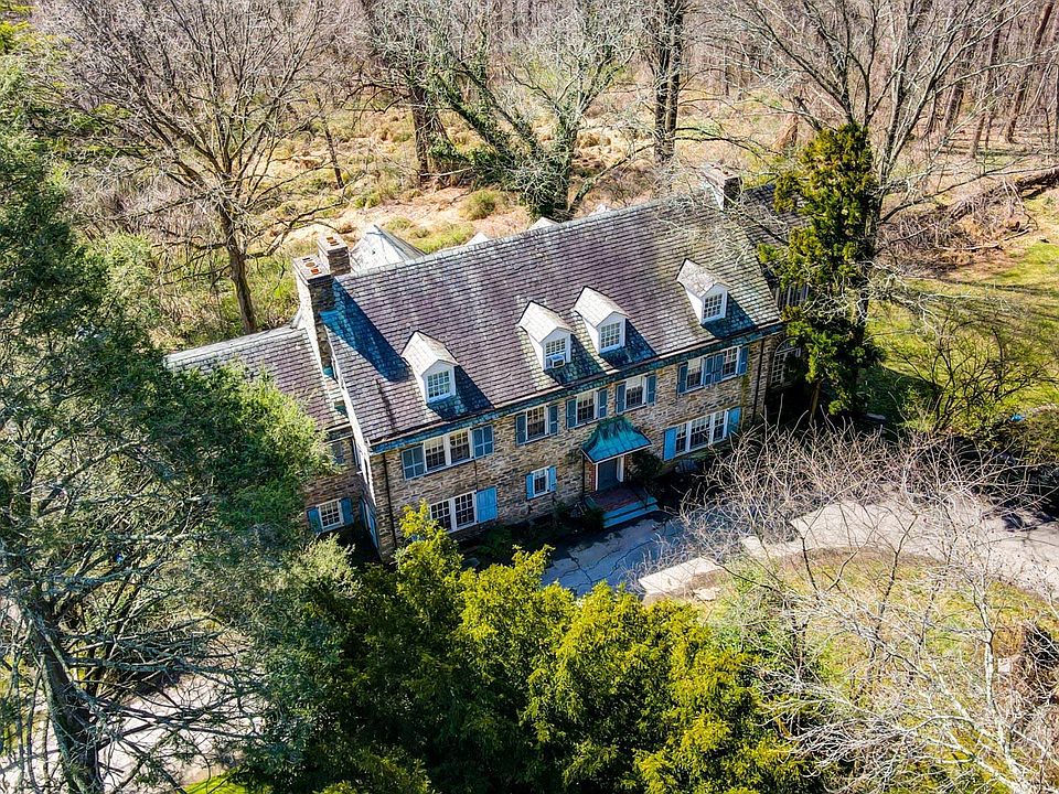 31 & 29 W Bells Mill Rd, Philadelphia, PA 19118 | MLS #PAPH2106932 | Zillow