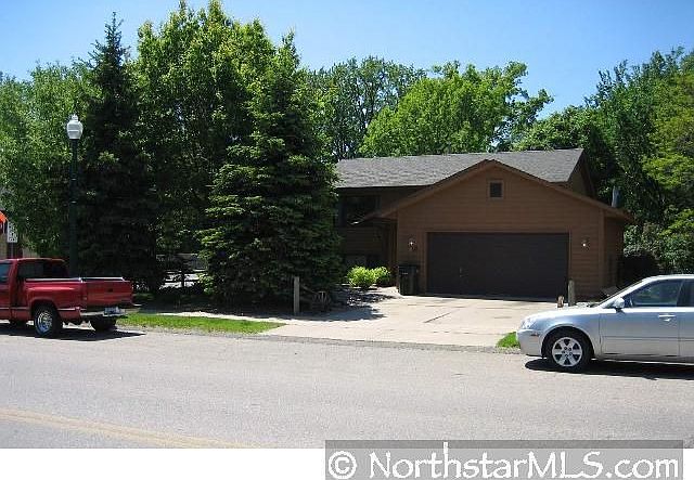 402 Broadway N, Carver, MN 55315 | Zillow