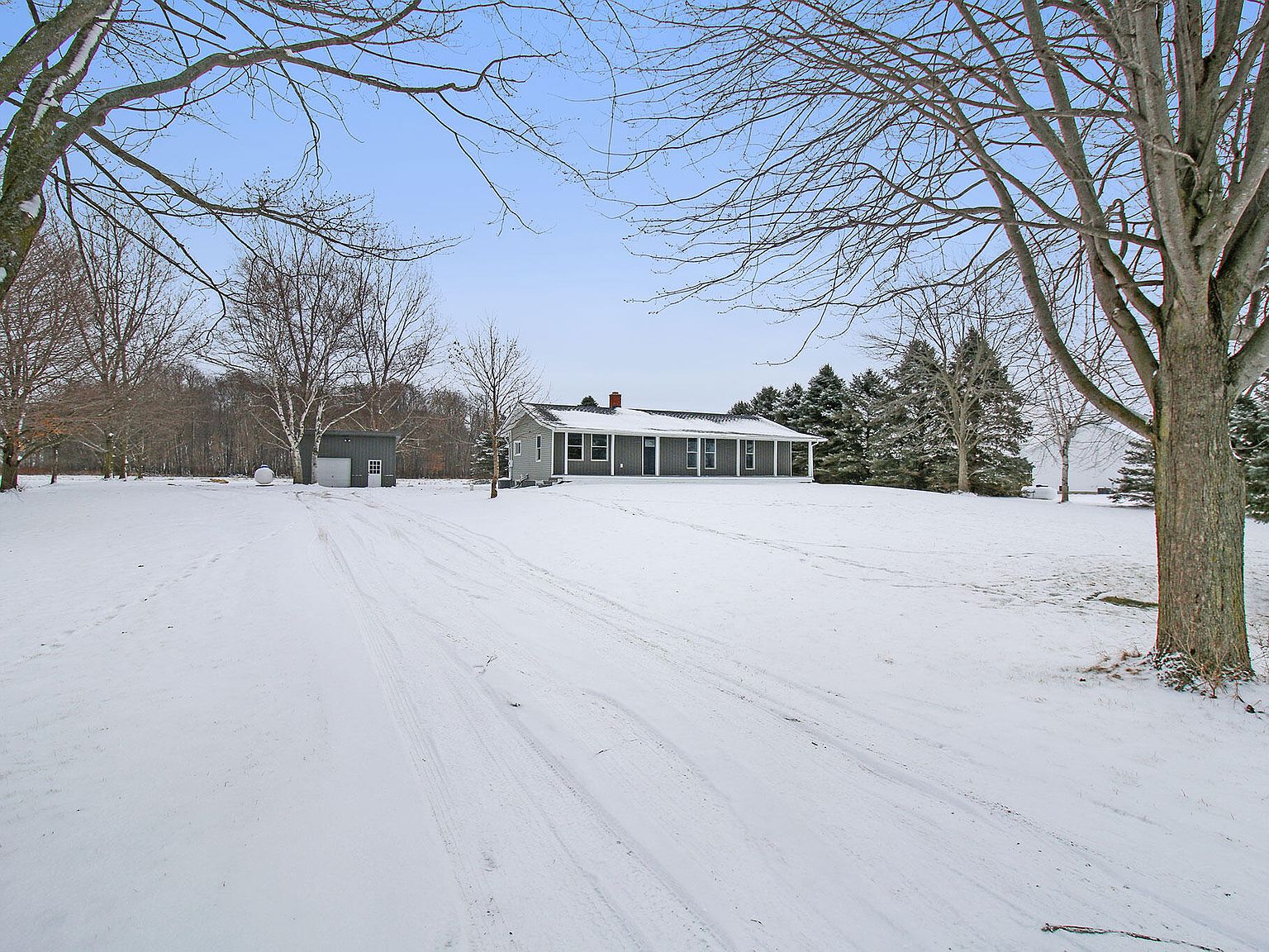 9475 Elmdale Rd, Clarksville, MI 48815 | Zillow