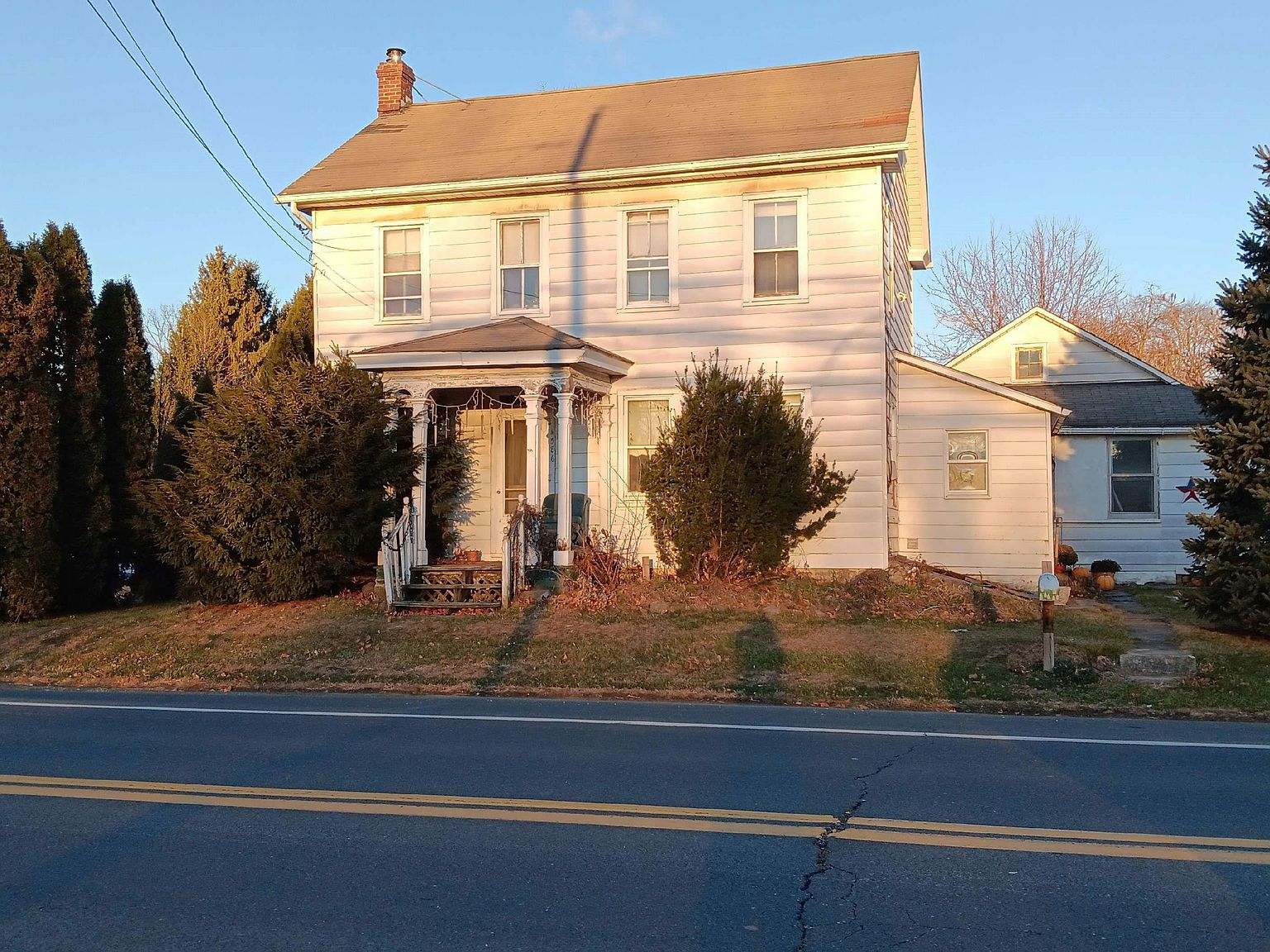 4586 W Mountain View Dr, Walnutport, PA 18088 | Zillow