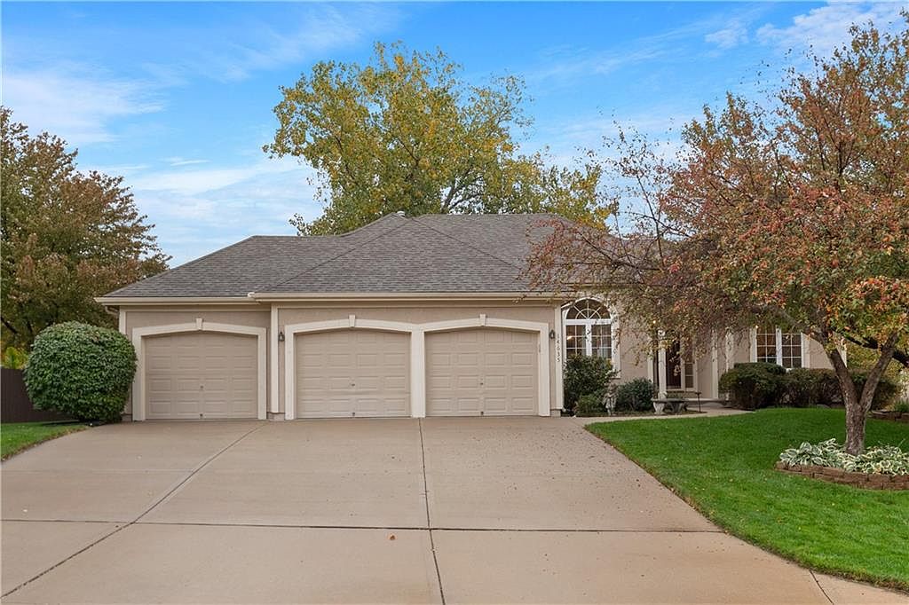 14635 S Hallet St, Olathe, KS 66062 | Zillow
