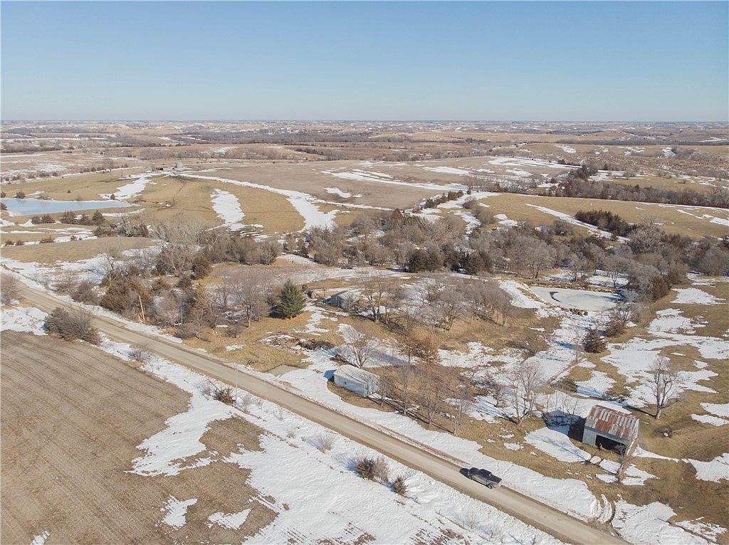 1704 Violet Ave, Thayer, IA 50254 | Zillow