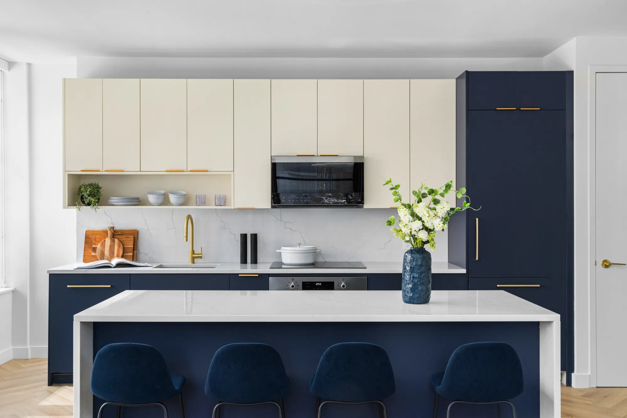 Quincy New York at 980 6th Avenue in Midtown South : Sales, Rentals ...