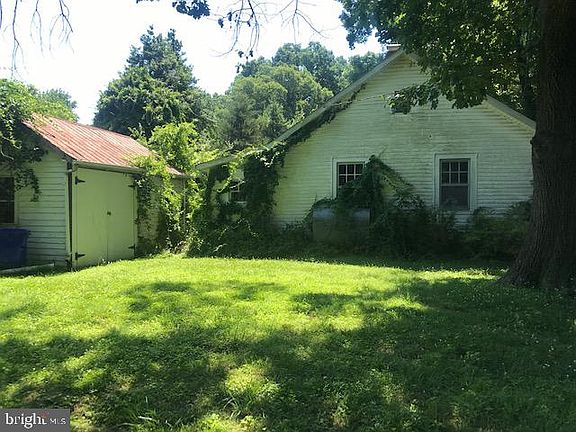14051 Esworthy Rd, Germantown, MD 20874 | Zillow