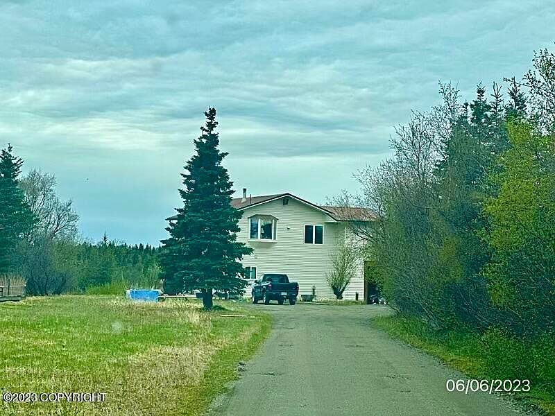 333 Humpy Ct, King Salmon, AK 99613 | MLS #23-12383 | Zillow