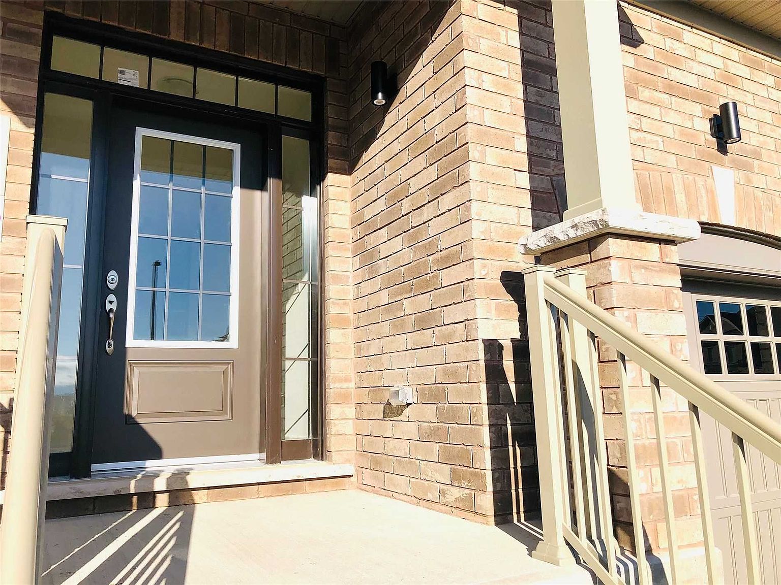 374 Danny Wheeler Blvd, Georgina, ON L4P 0K2 | Zillow