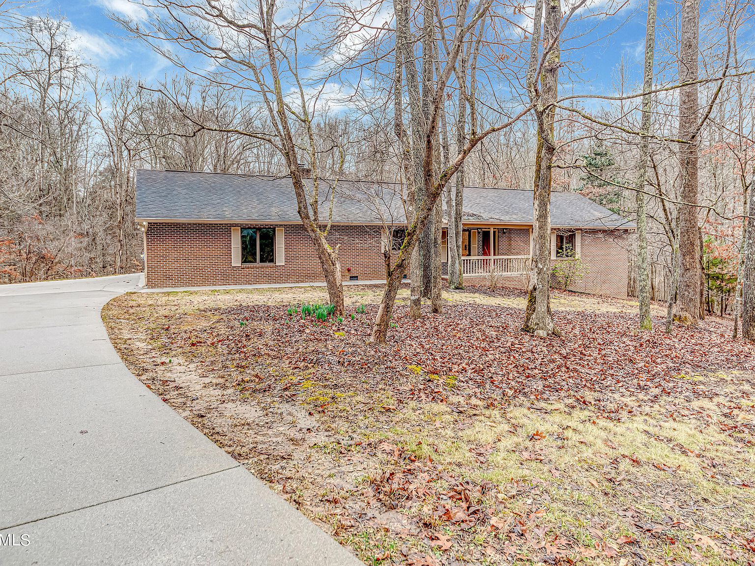 39 Chestnut Dr, Norris, TN 37828 | Zillow