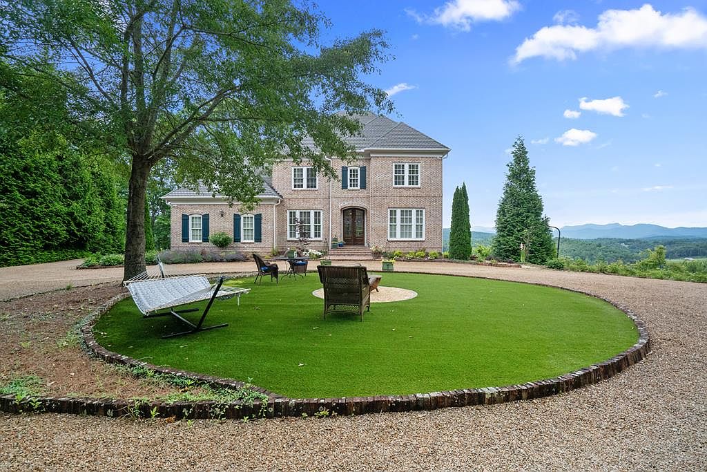49 Quail Ridge Rd, Franklin, NC 28734 | MLS #26030904 | Zillow